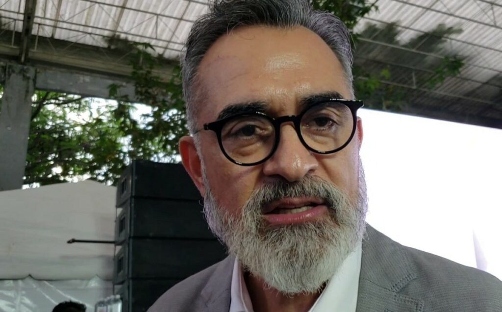 «No hay compadre que no sea dañero», dice Enrique Alfaro sobre Salvador ...
